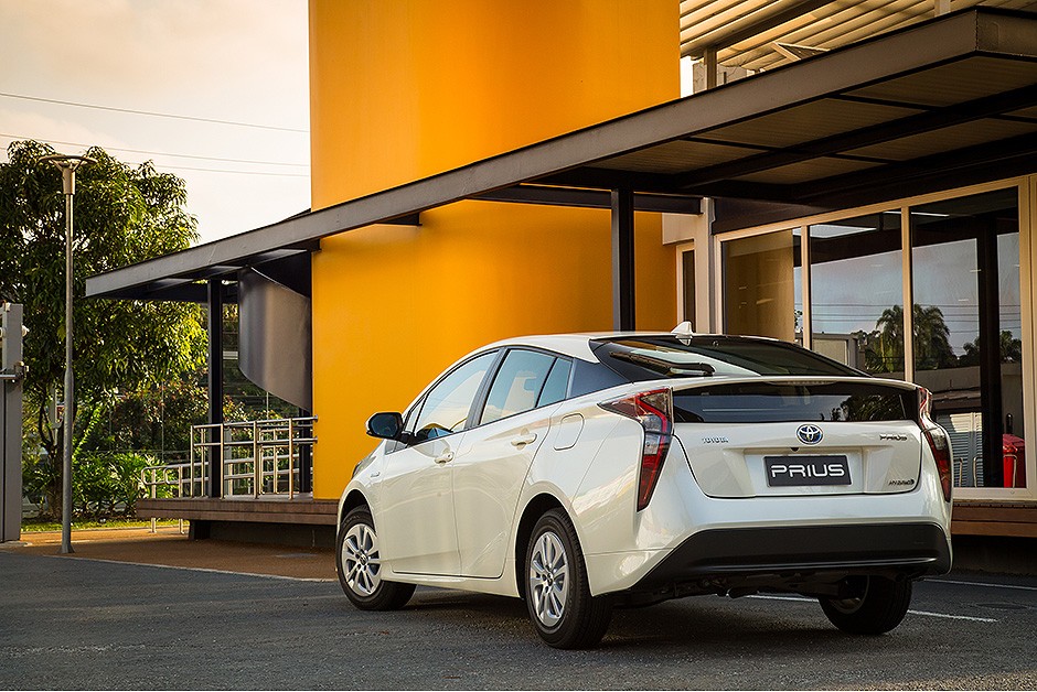 Novo Toyota Prius chega ao Brasil com preço de R$ 119.950