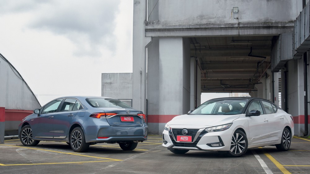 Comparativo: novo Nissan Sentra consegue superar o líder Toyota Corolla?