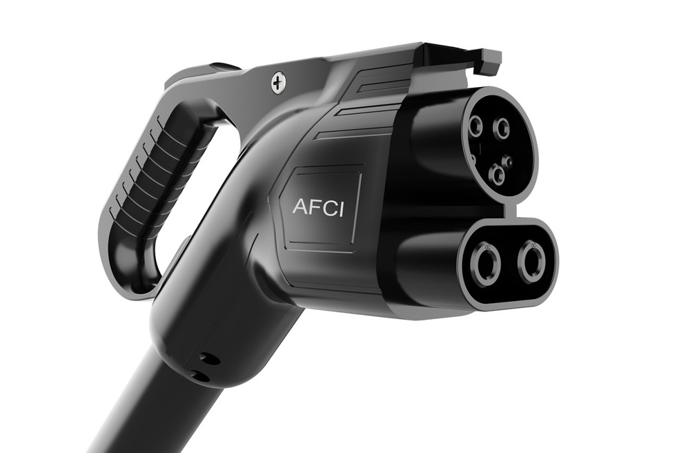 Tomada de carro elétrico: conheça os tipos de plugue de carregamento