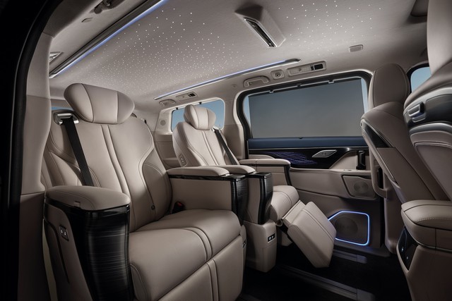 Vídeo: GWM Wey 80 é minivan de 460 cv com conforto de classe executiva
