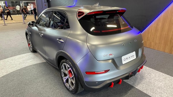 GWM Ora 03 GT Approve é série limitada em collab com irmão de Jade Picon