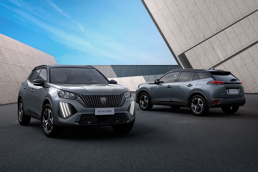Novo Peugeot 2008 terá versão GT e teto solar que agora pode abrir