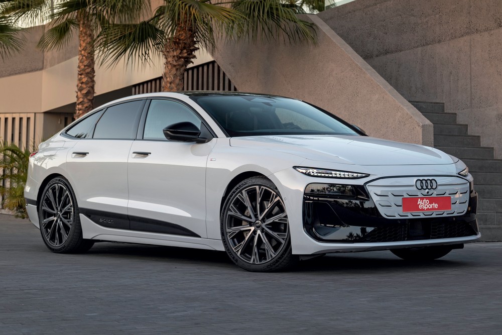 Audi A6 e-tron é eleito o Carro do Ano Luxo 2026