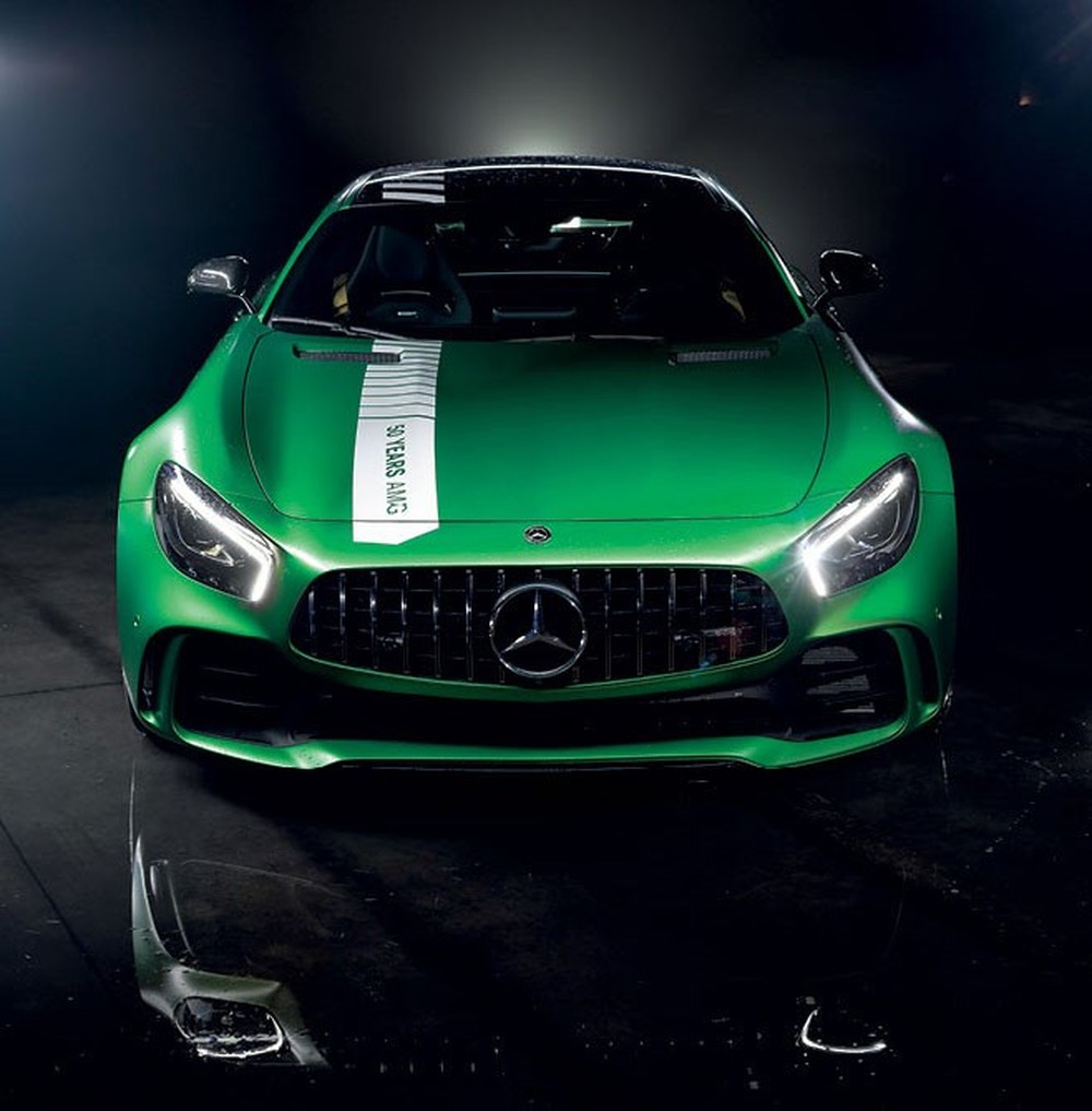 Testamos o diabo verde Mercedes-AMG GT R
