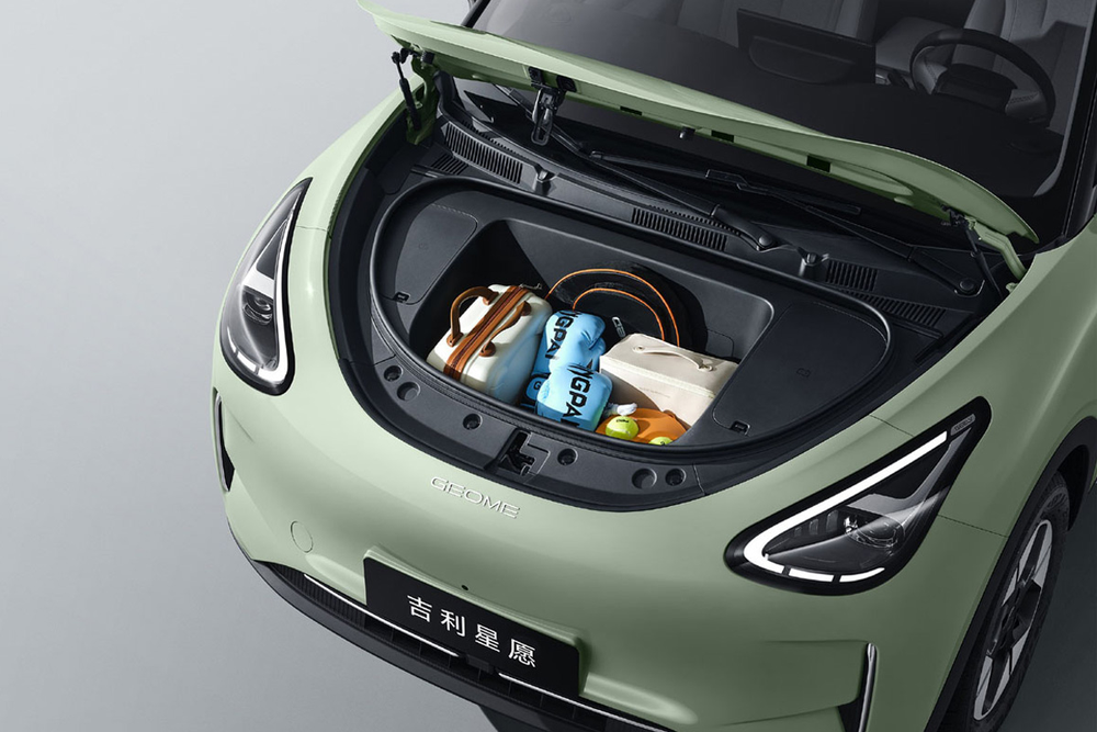 Sócia da Renault, Geely tem hatch elétrico mais vendido que BYD Dolphin