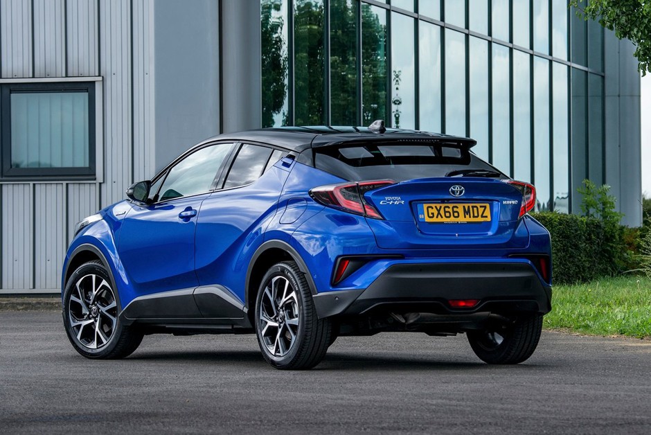 Novo Toyota C-HR tem o interior revelado