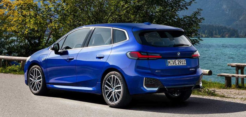 Flagra: Minivan da BMW surge no Brasil e pode voltar depois de 5 anos