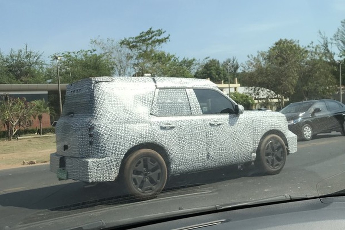 Ford Adventurer: SUV com pegada off-road é flagrado no Brasil e deve ...