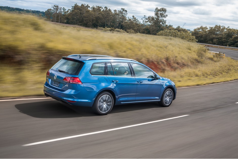 Volkswagen Golf Variant é lançado com preços a partir de R$ 87.490