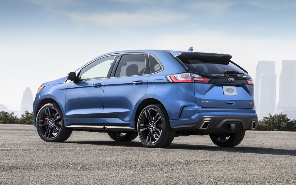 Ford Edge ganha visual atualizado e versão esportiva de 340 cavalos