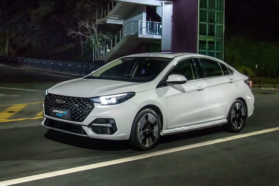 Teste: Caoa Chery Arrizo 6 vira híbrido leve, mas consumo de ...