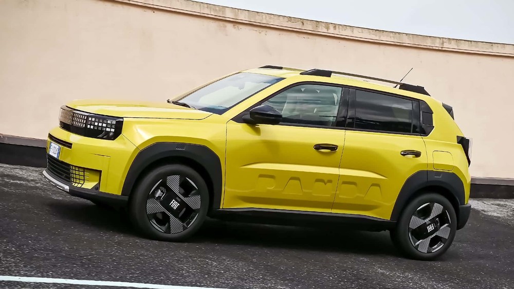 Fiat Grande Panda é carro popular que vai inspirar “novo Uno” no Brasil