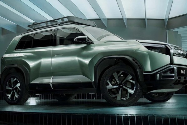 Marca de luxo da BYD, Denza promete lançar 3 carros no Brasil em 2026