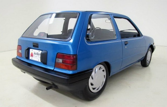 Este Chevrolet Sprint tem um motor de 954 cv de potência