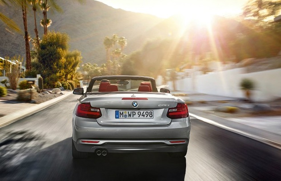 BMW revela Série 2 Cabrio com quatro versões