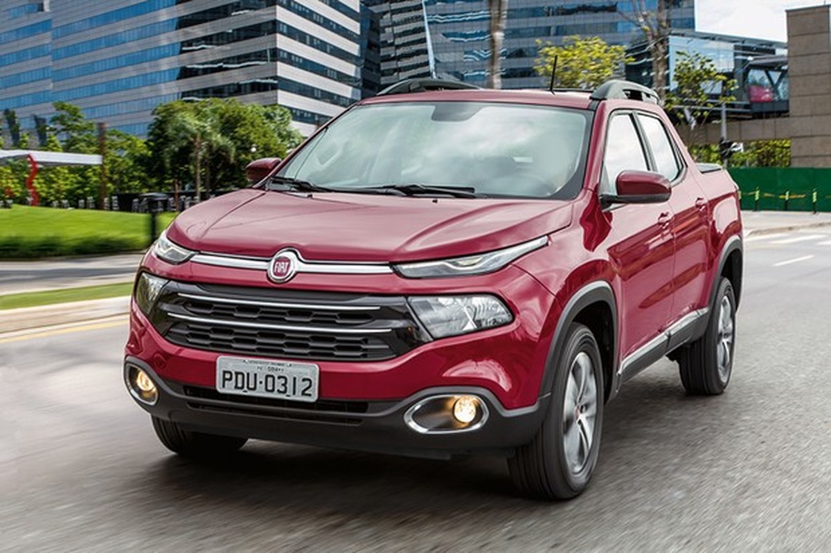 Quem quiser uma Fiat Toro com teto solar deverá esperar até 90 dias