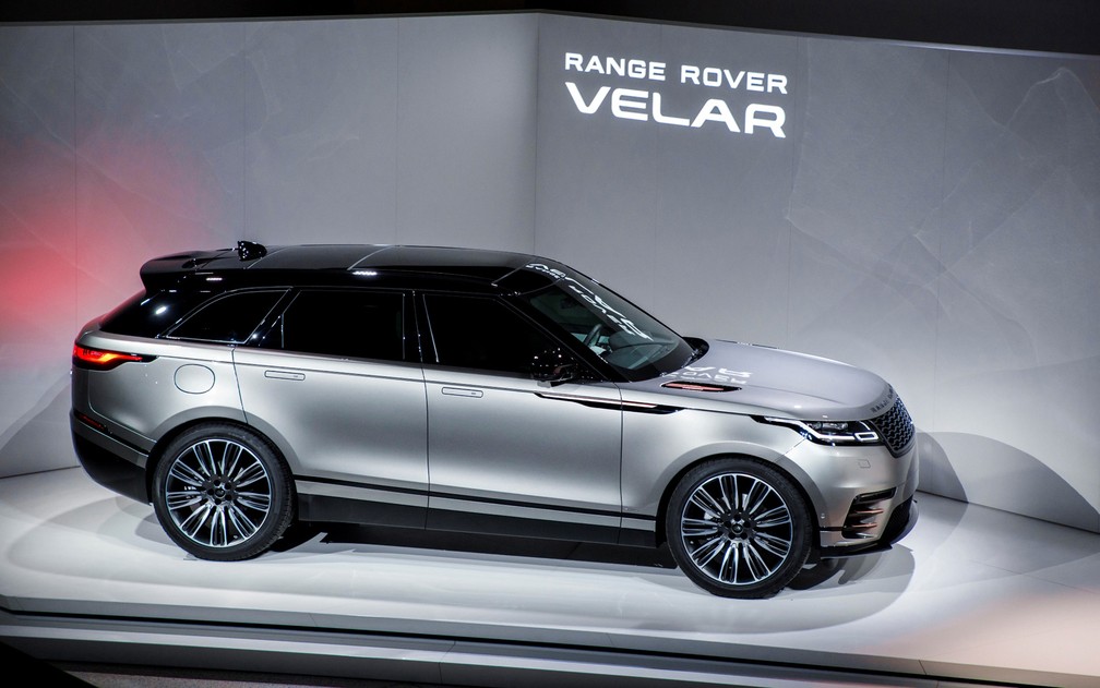 Land Rover mostra o SUV Velar por completo