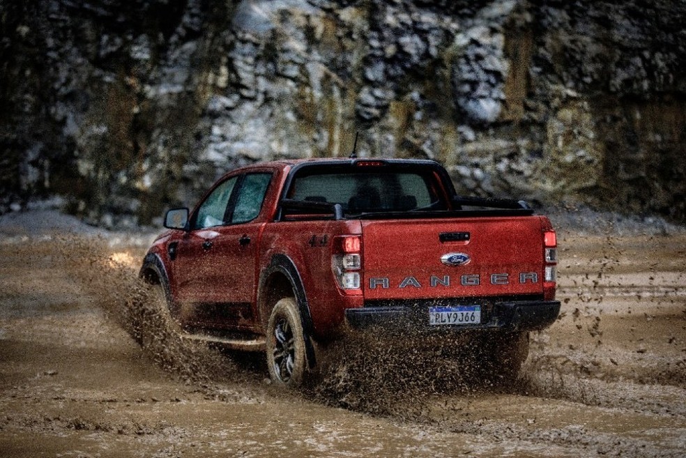 Teste: Ford Ranger Storm tem acabamento intermediário com motor top de ...