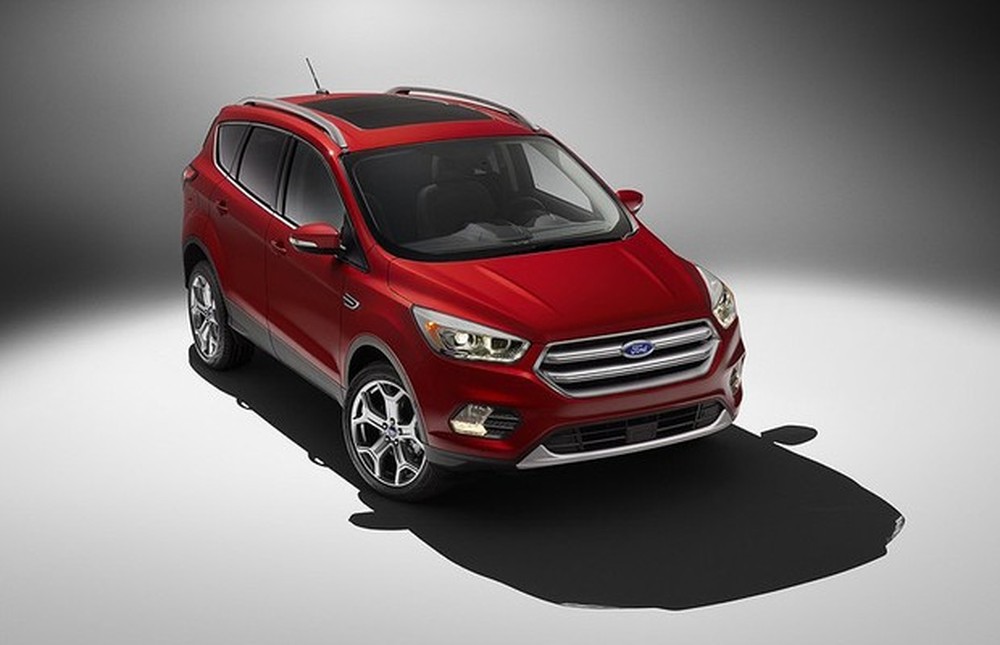 Ford Escape ganha novo visual, motores e tecnologias