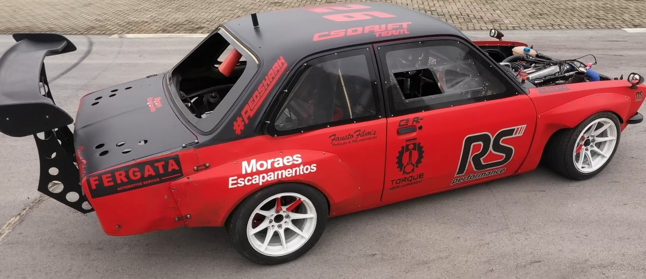 Piloto transforma Chevette 76 em carro para provas de drift: veja o ...