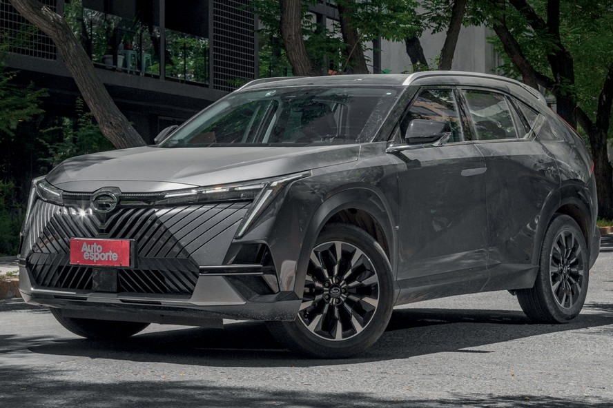 Chinesa GAC estreia no Brasil com 5 carros híbridos e elétricos; veja quais