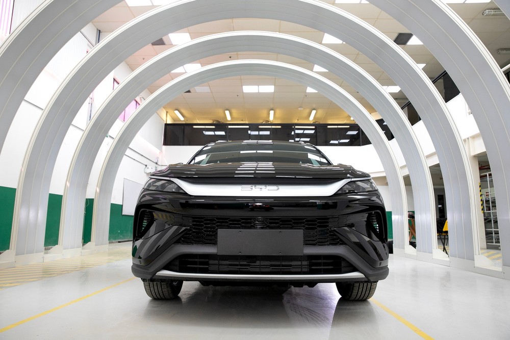 BYD Song Pro híbrido flex será lançado no Brasil com visual renovado