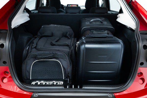 Citroën Basalt x Fiat Fastback: compare preço, motor, consumo e porta-malas
