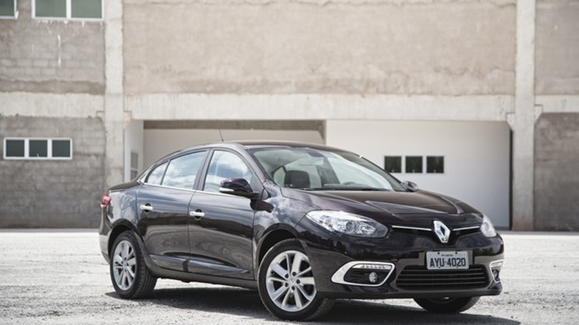 Autoesporte Carros: Fluence