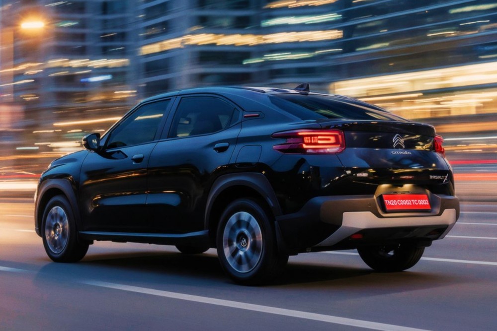 Citroën C3, Basalt e Aircross têm na Índia itens que fazem falta no Brasil