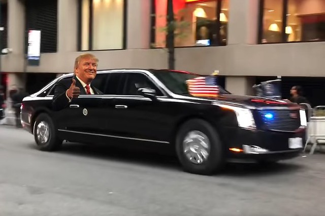 Trump de carro novo: limusine presidencial com cara de Cadillac e ...
