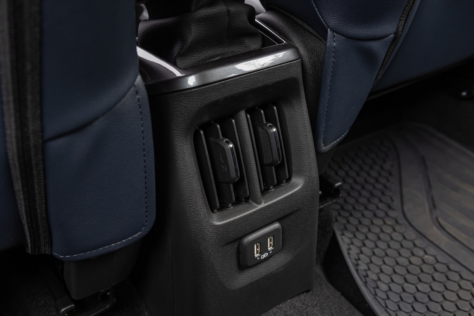 Teste: Chevrolet Spin 2025 fica mais moderna para brigar com C3 Aircross