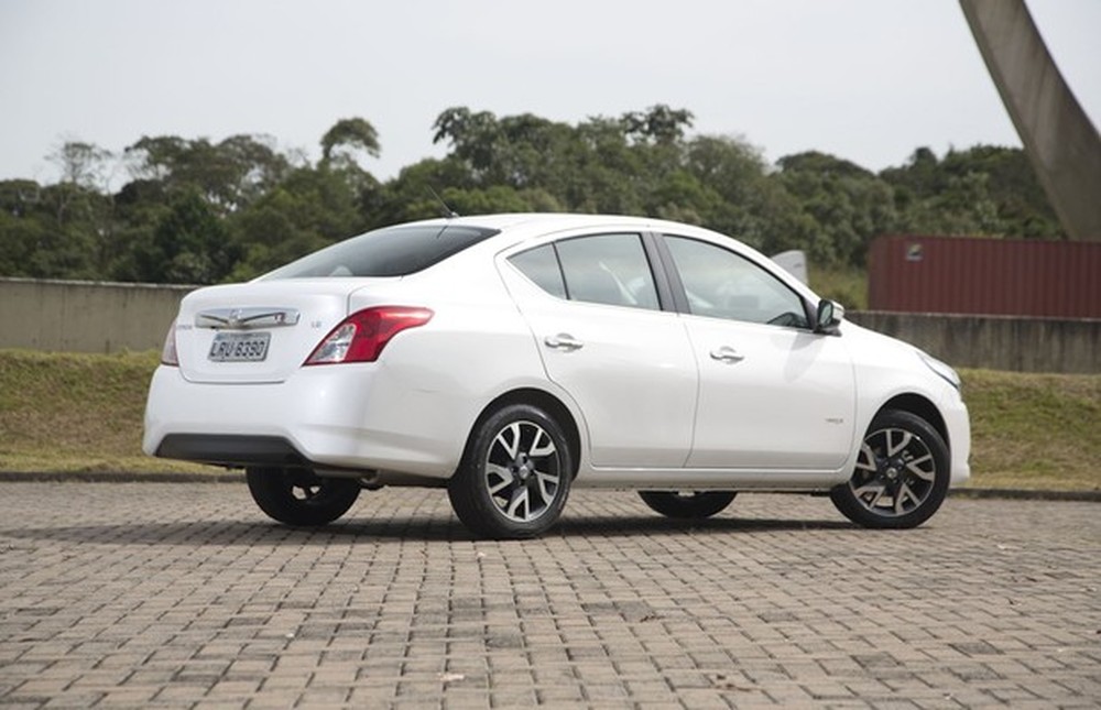 Avaliação: Nissan Versa 1.6 Unique