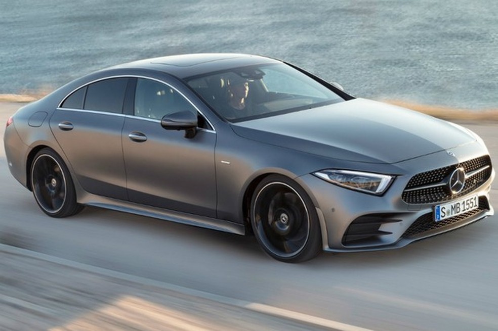 Nova geração do Mercedes Classe A aparece em teaser idêntico ao do CLS