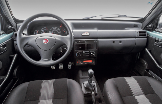 Fiat Uno 40 anos: dirigimos versões icônicas do primeiro popular do Brasil