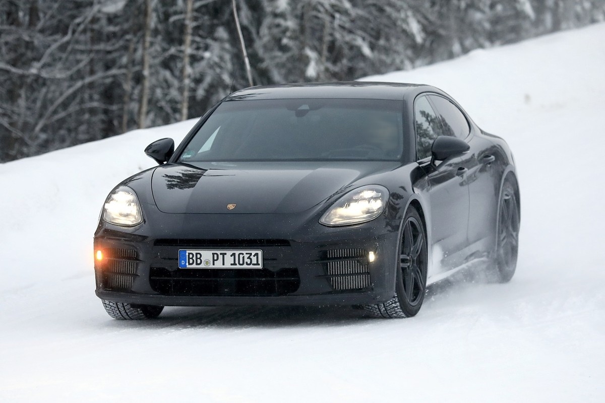 Porsche Panamera renovado estreia em 2023 com atualizações discretas