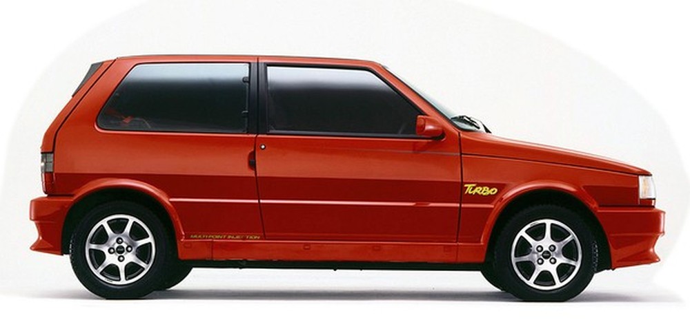 Uno Turbo completa 20 anos