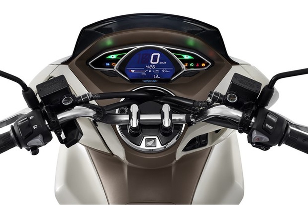 Honda PCX 150 ganha nova geração para continuar na liderança