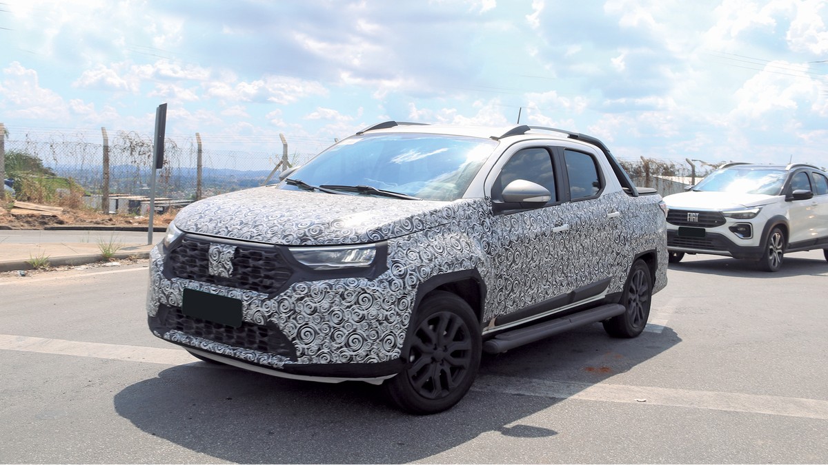 Flagra: Fiat Strada terá motor turbo para encarar a Chevrolet Montana