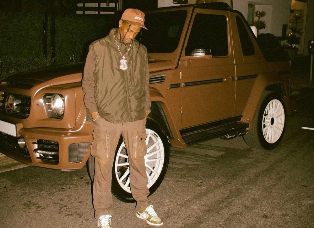 Travis Scott tem coleção de carros de uma só cor avaliada em R$ 62 milhões