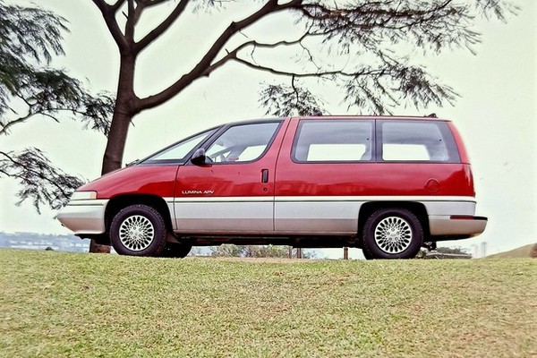 Teste de 1991: Chevrolet Lumina é a van que veio do futuro e encantou o ...