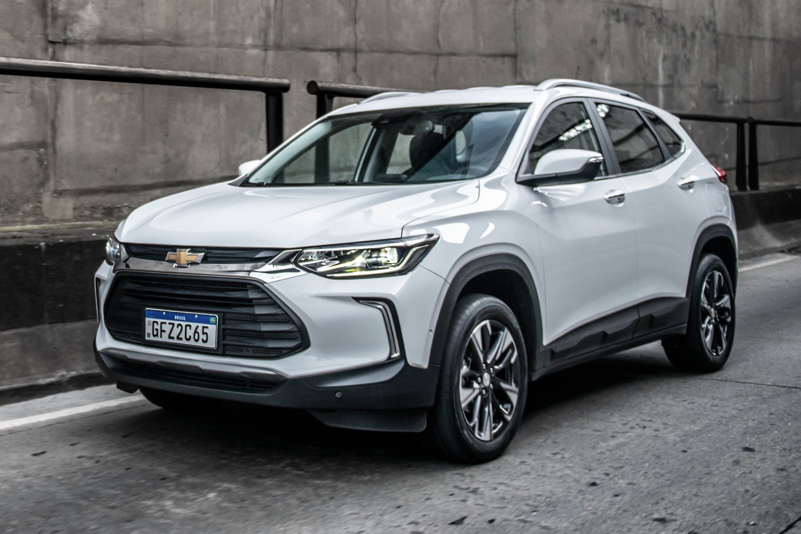 Recall: risco de incêndio no Chevrolet Tracker faz marca convocar 80 ...