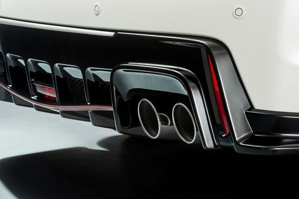 Aceleramos um Honda Civic Type R com rodas traseiras esterçantes