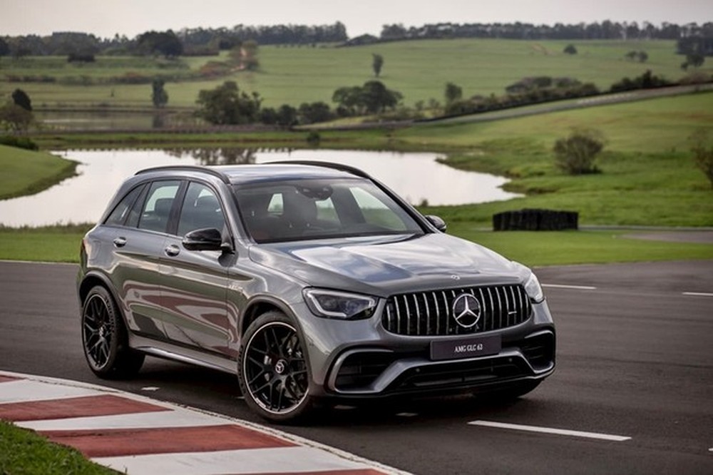 Novos Mercedes-AMG GLC 63 e GT C Roadster chegam ao Brasil equipados ...