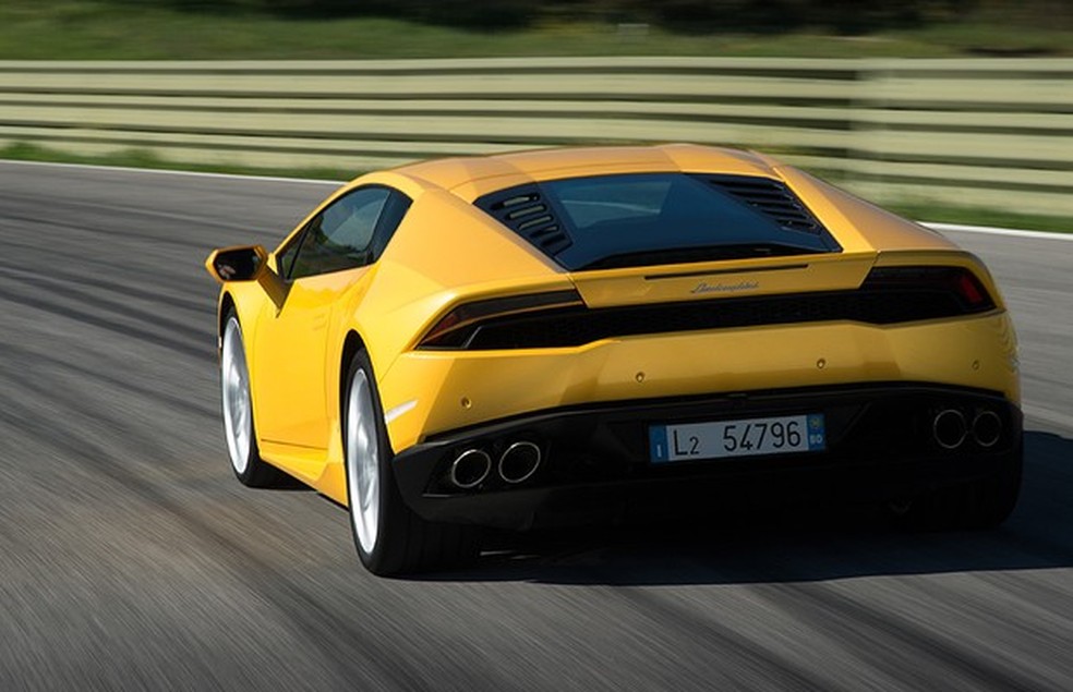 Lamborghini Huracán chega ao Brasil a partir de R$ 1,8 milhão