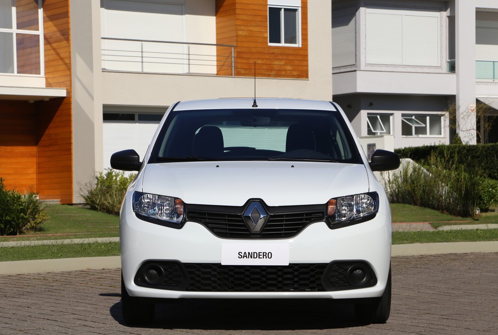 Renault Sandero é reestilizado; veja primeiras imagens oficiais