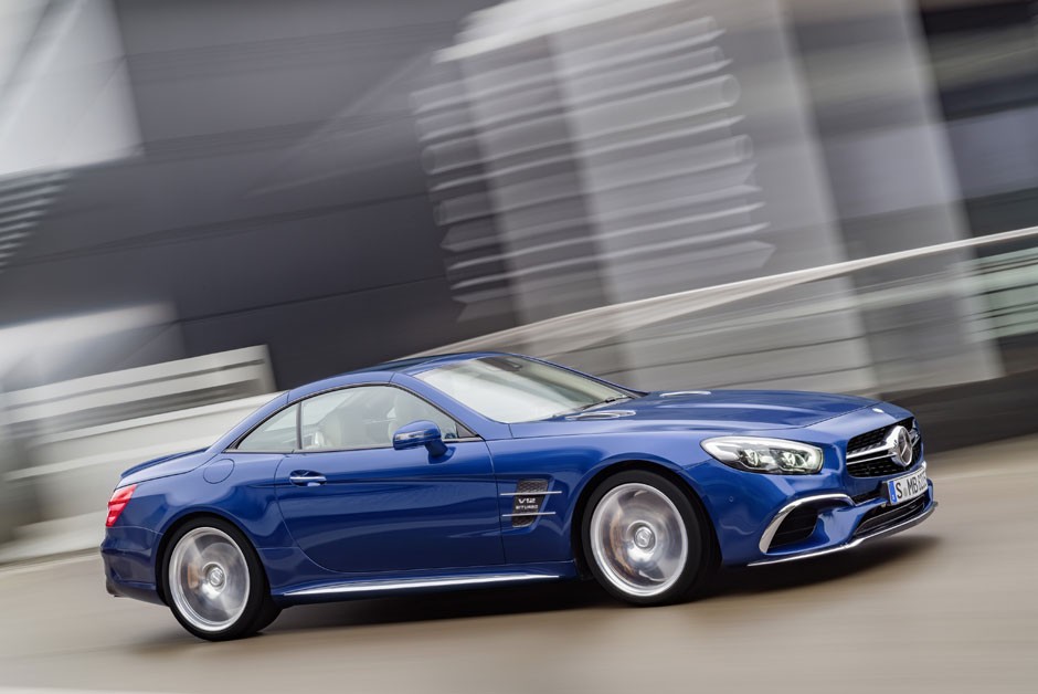 Mercedes revela tudo do SL reestilizado