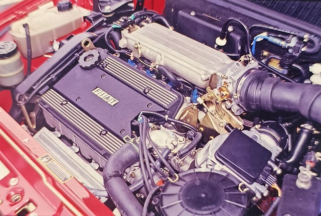 Teste: Fiat Tempra Turbo 1994 tinha ar automático, motor de 165 cv e ...