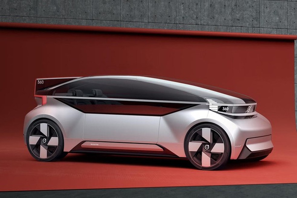 Volvo 360c: como a montadora imagina o futuro com carros autônomos