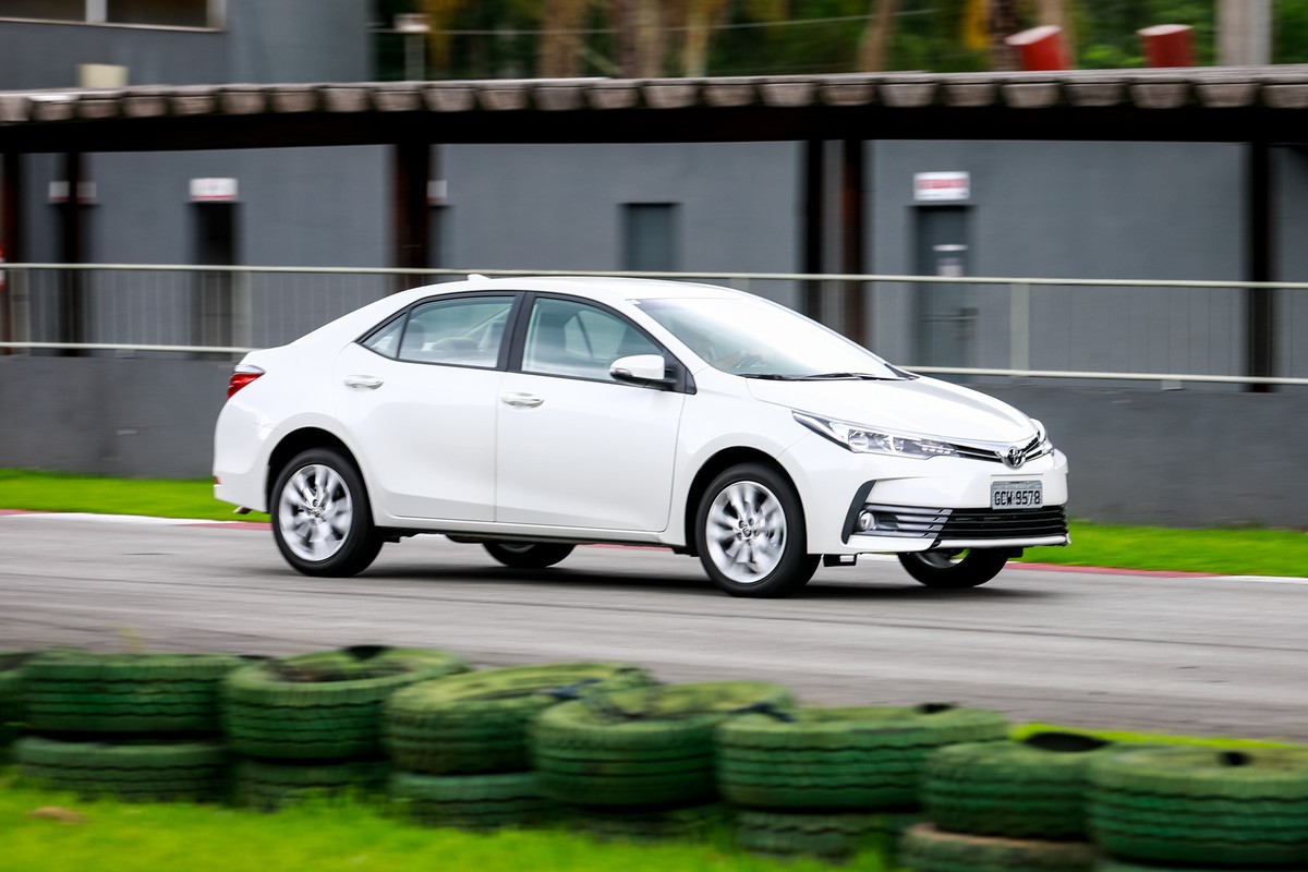Toyota Corolla reestilizado fica mais caro 1 mês e meio após lançamento