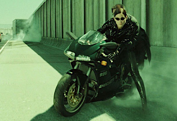 Ducati 996 de Matrix Reloaded foi sonho de consumo dos anos 2000